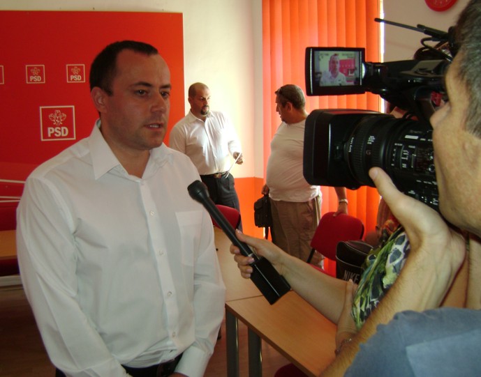 Fostul deputat Ciprian Luca bate la uşa PNL - NewsAr.ro
