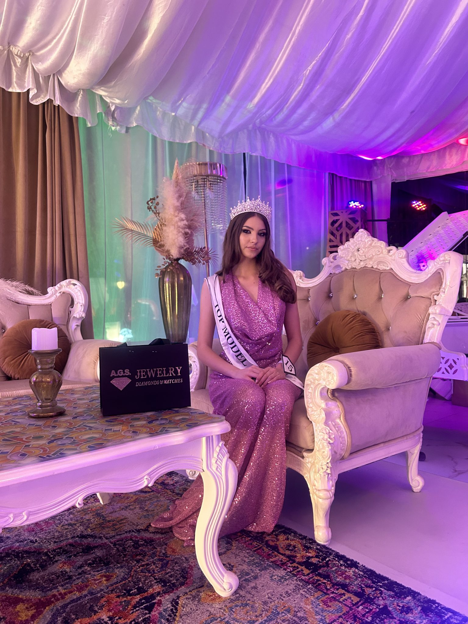 Arădeanca Giulia Popa, Top Model România 2024 (FOTO + VIDEO) - NewsAr.ro