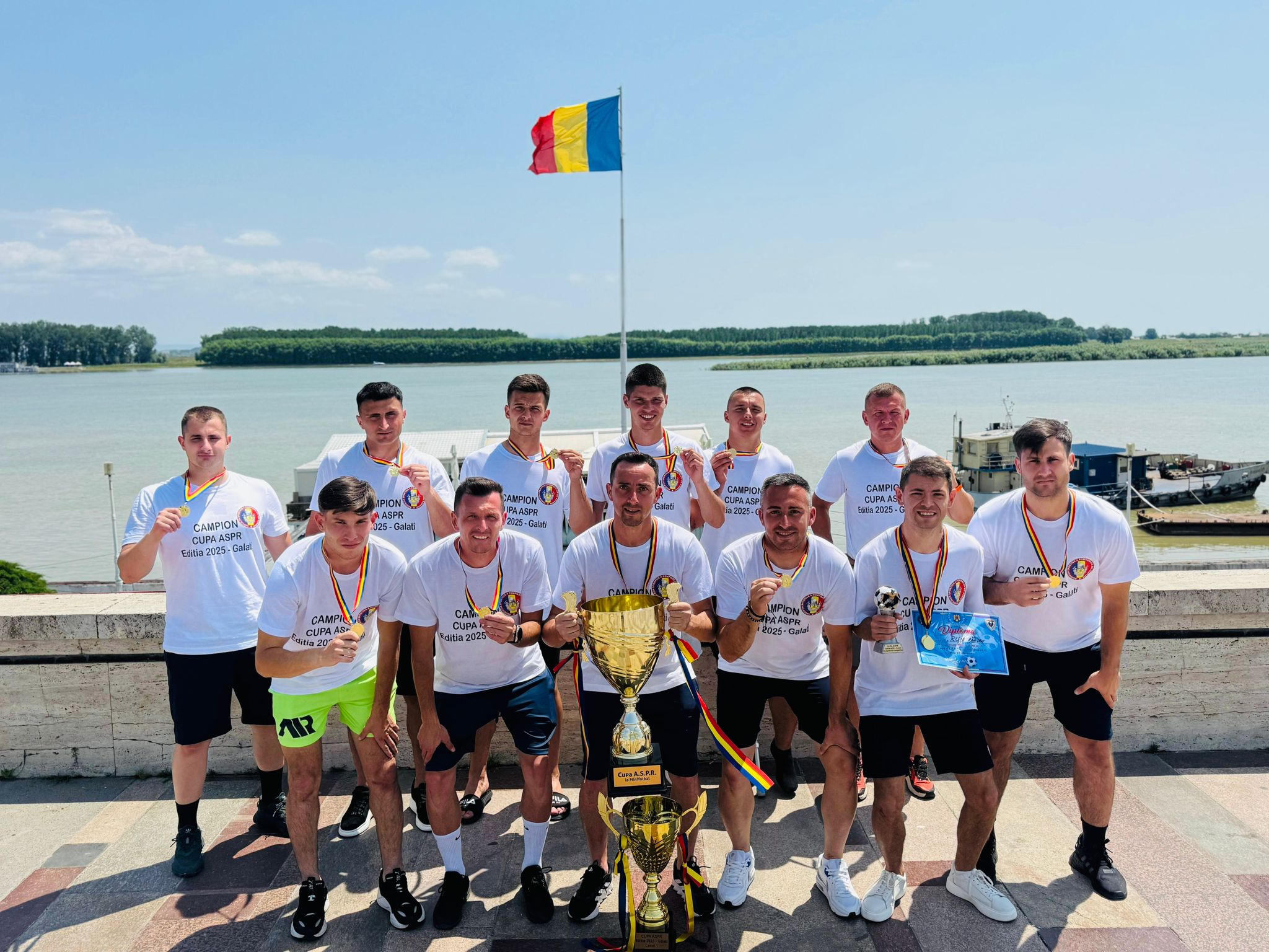 Echipa ISU Arad - locul I la Campionatul de Minifotbal „Cupa ASPR” 2025 ...